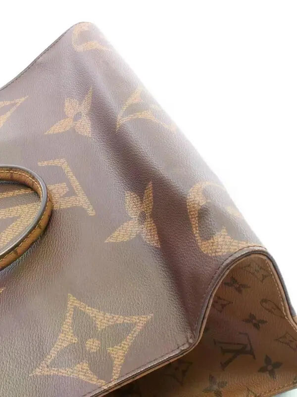 LOUIS VUITTON 2021 On-the-go Mm Tote Bag