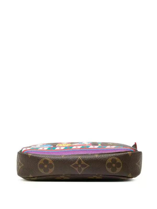 LOUIS VUITTON 2020 Monogram Vivienne Christmas Mini Pochette Accessoires Shoulder Bag