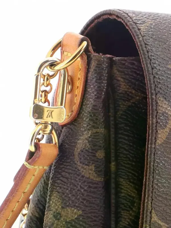 LOUIS VUITTON Monogram Canvas Mm Crossbody Bag