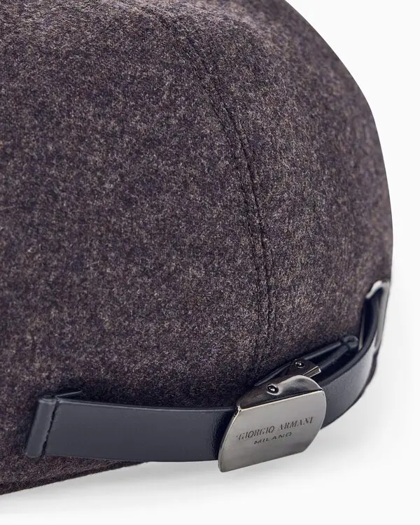 Giorgio Armani Flat Cap In Wool And Cashmere With Leather Details - Brown