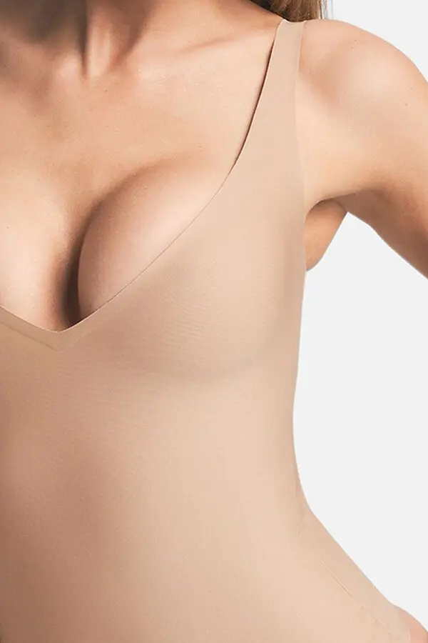 SKIMS Plunge" Style Bodysuit