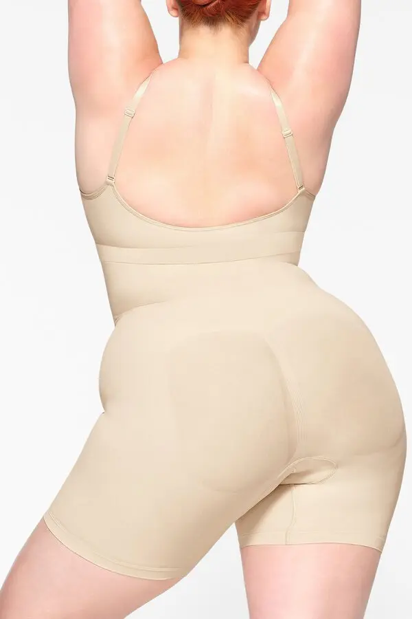 SKIMS Shaping Shorts