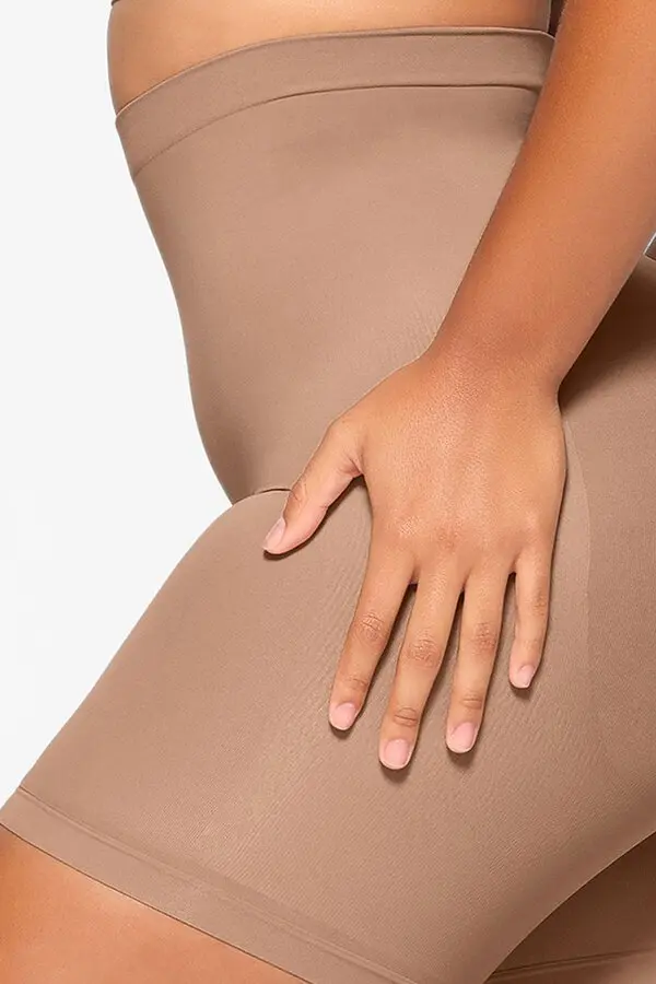 SKIMS Shaping Shorts