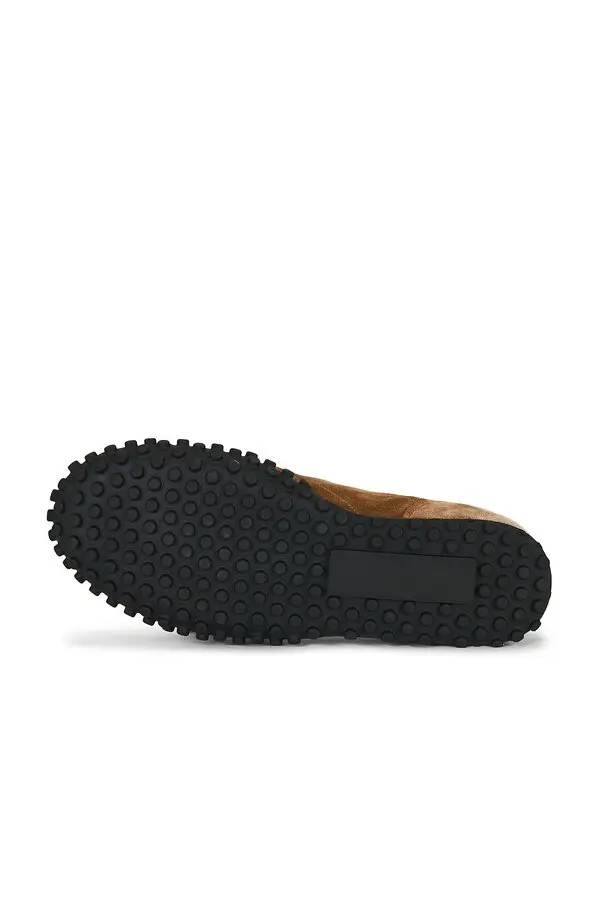 COMMON PROJECTS Suede Minimal Runner Seventy