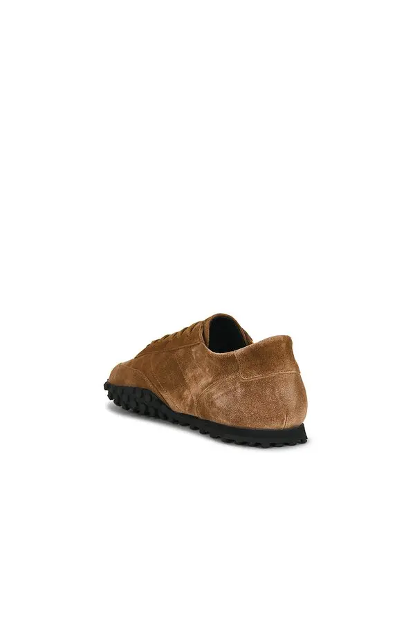 COMMON PROJECTS Suede Minimal Runner Seventy