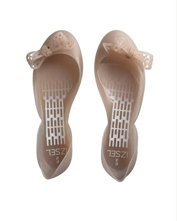 IZSEL Neutrals Camy Ballet Flat In Nude