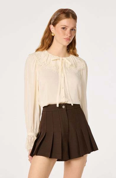 Astr The Label Emberly Lace Trim Blouse - Cream