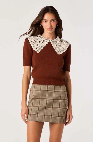 Astr The Label Carianne Lace Collar Puff Sleeve Sweater - Rust
