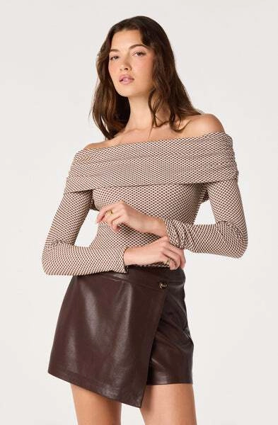 Astr The Label Oaklee Faux Leather Skort