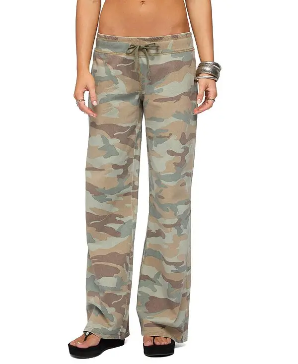 EDIKTED Kenan Straight Leg Camouflage Sweatpants