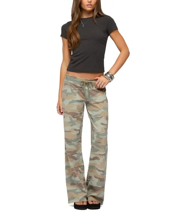 EDIKTED Kenan Straight Leg Camouflage Sweatpants
