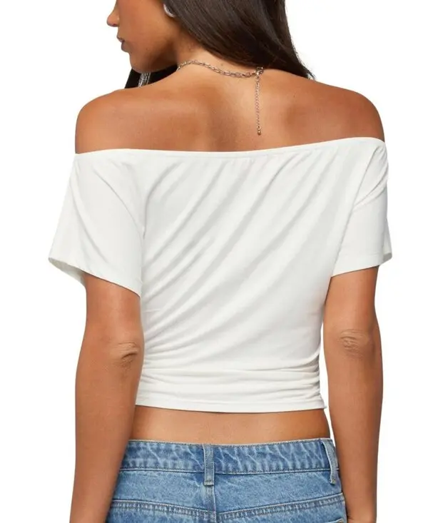 EDIKTED Off Shoulder Keyhole Top