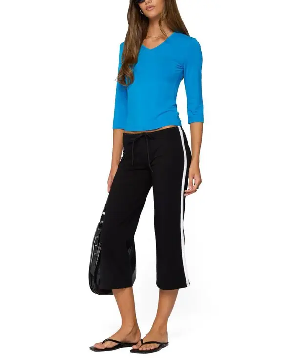 EDIKTED Toralei Three-quarter Sleeve V-neck Top - Blue