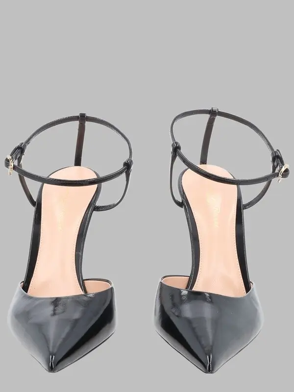GIANVITO ROSSI Décolleté "nuit