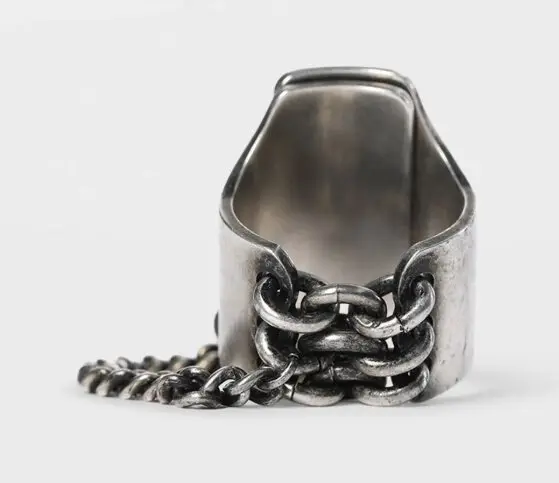 ANN DEMEULEMEESTER Chain Ring