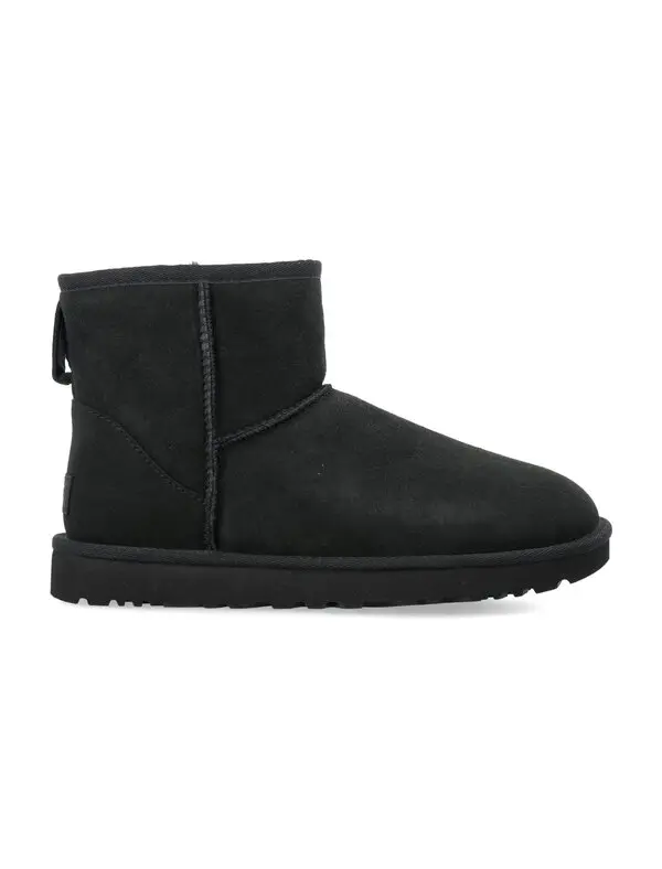 UGG Classic Mini Ii Sheepskin-lined Suede Boots - Nero
