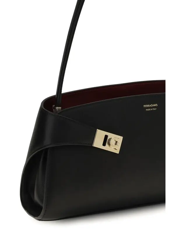 FERRAGAMO Hug East-west Shoulder Bag
