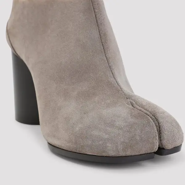 MAISON MARGIELA Suede Split-toe Ankle Boots - Multicolor