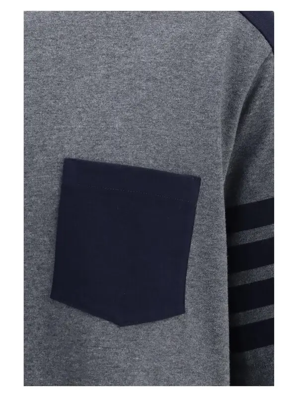 Thom Browne Colorblock T-shirt With 4-bar Detail - Gray