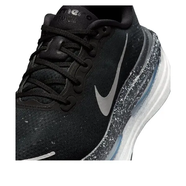 Nike Zoom Vomero Sneakers