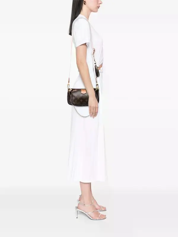 LOUIS VUITTON 2020 Monogram Multi Pochette Accessoires Satchel