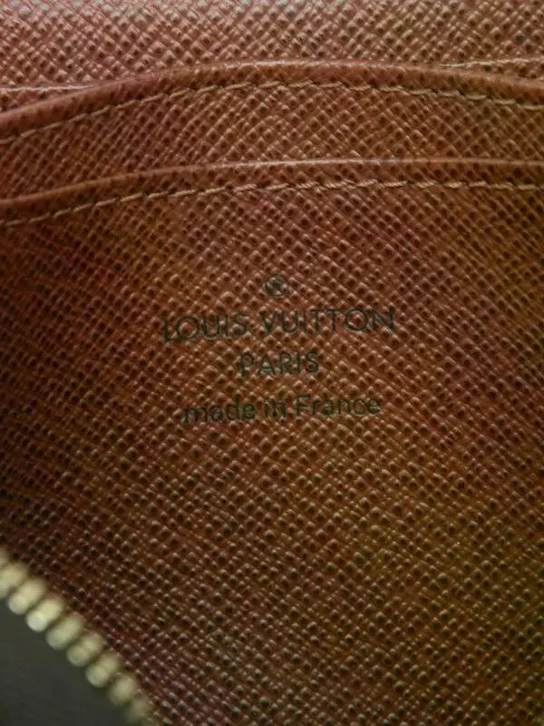 LOUIS VUITTON 2021 Monogram Zippy Purse Coin Pouch
