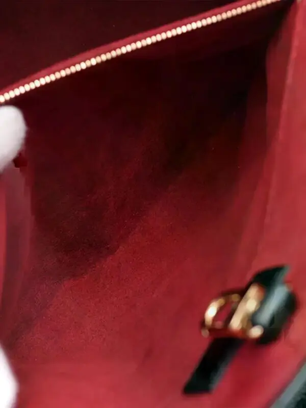 LOUIS VUITTON Onthego Mm Satchel