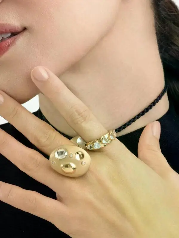 CAROL KAUFFMANN Rocks Flinstones Diamond Earrings