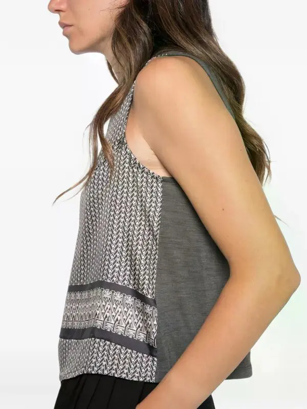 WHYCI Geometric Print Sleeveless Top
