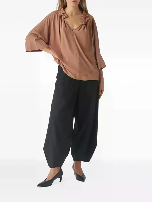 MEIMEIJ Gathered V-neck Blouse