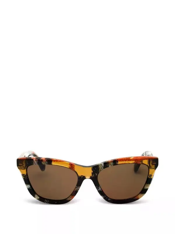 Burberry Cat Eye Frame Sunglasses - Neutrals
