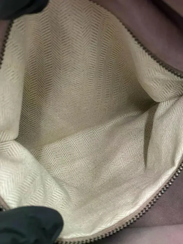 Loewe 2000-2026 Leather Anagram Floral Embossed Handbag