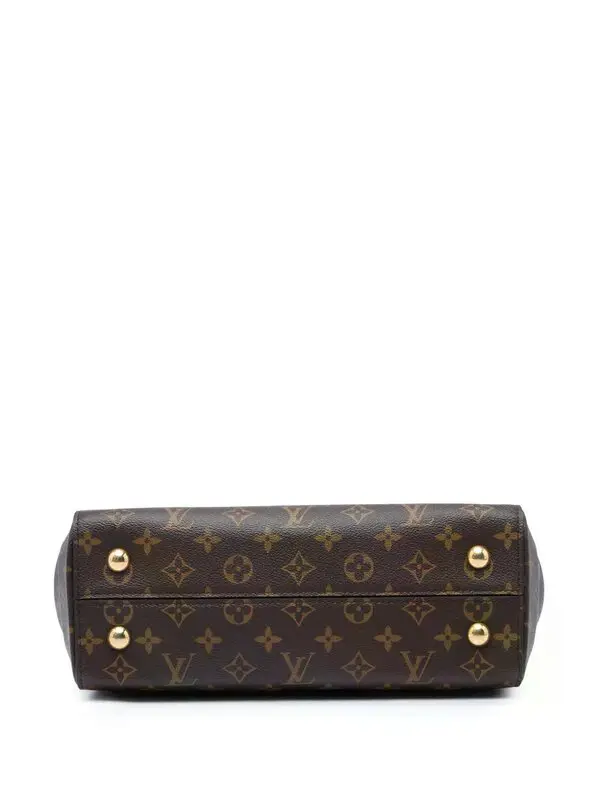 LOUIS VUITTON 2017 Monogram Cluny Mm Satchel