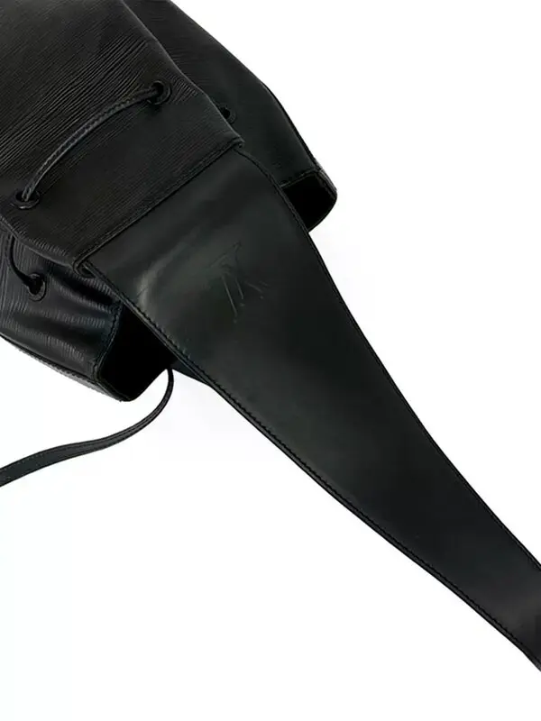 LOUIS VUITTON Epi Sac D'epaule Pm Bucket Bag