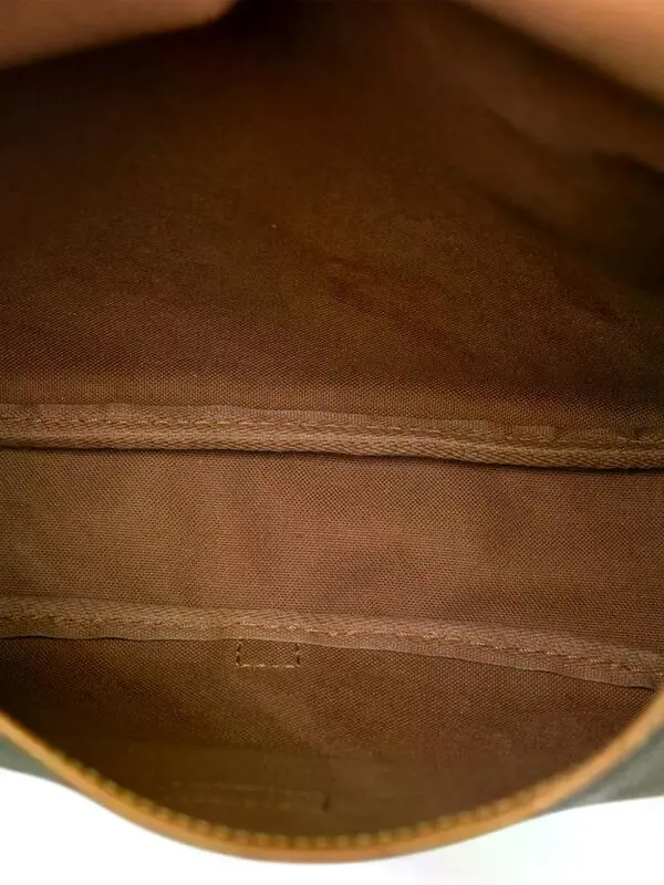 LOUIS VUITTON 2002 Monogram Saumur 30 Crossbody Bag