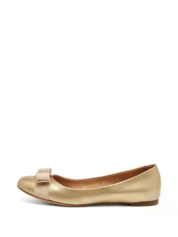 FERRAGAMO Vara Bow Ballet Flats - Gold