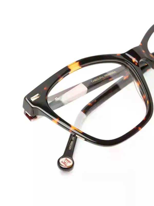 Carolina Herrera Tortoiseshell-effect Cat-eye Frame Glasses