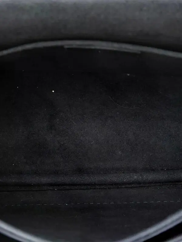 LOUIS VUITTON Lockme Chain Shoulder Bag