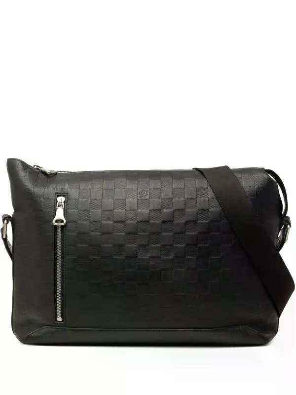 LOUIS VUITTON Damier Infini Discovery Messenger Mm Crossbody Bag