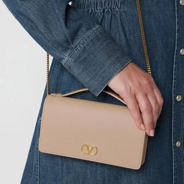 Valentino Garavani Powder Vlogo Signature Chain Wallet - Pink