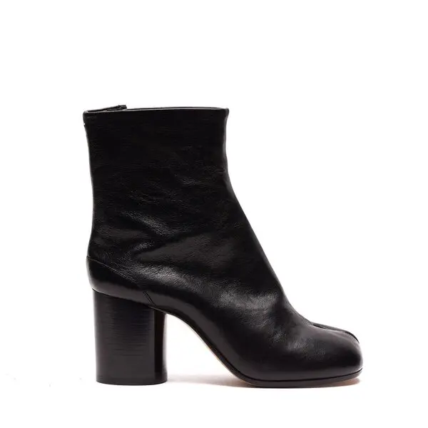 MAISON MARGIELA Tabi Booties - Black