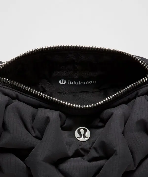 Lululemon Quilty Puff Small Crossbody Bag 2.4l