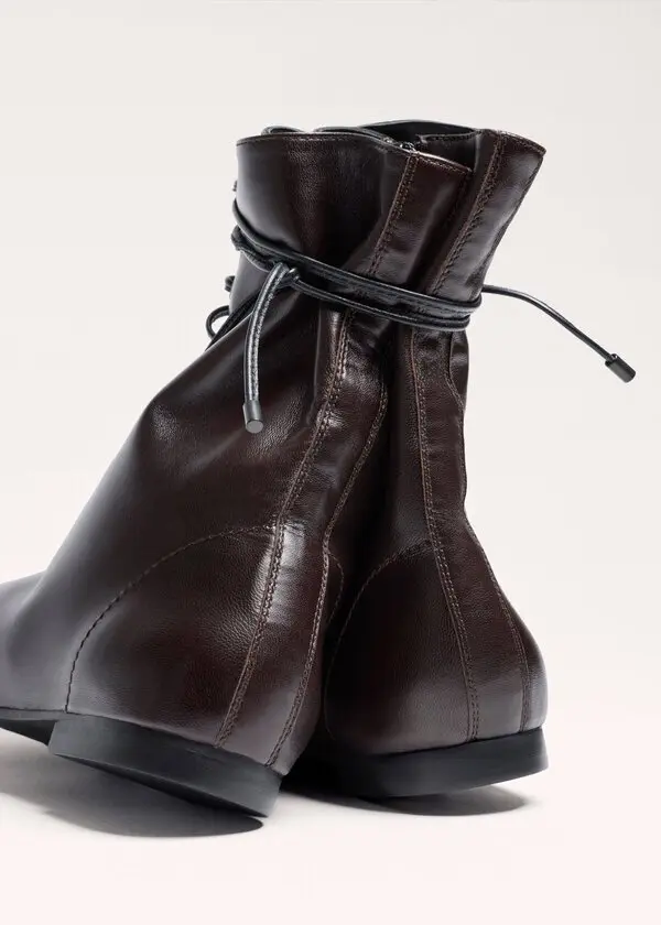 ME+EM The Boxing Boot Black Brown