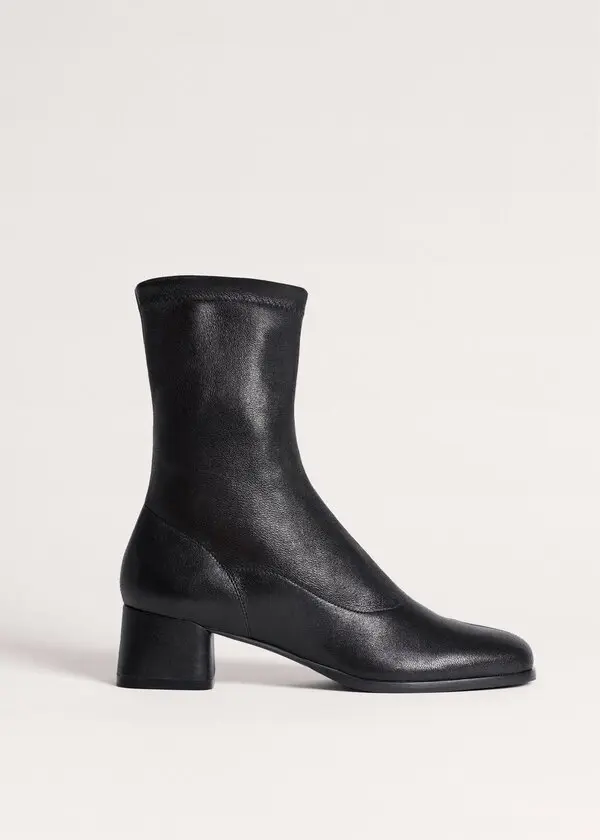 ME+EM Low Block High Ankle Stretch Boot - Black