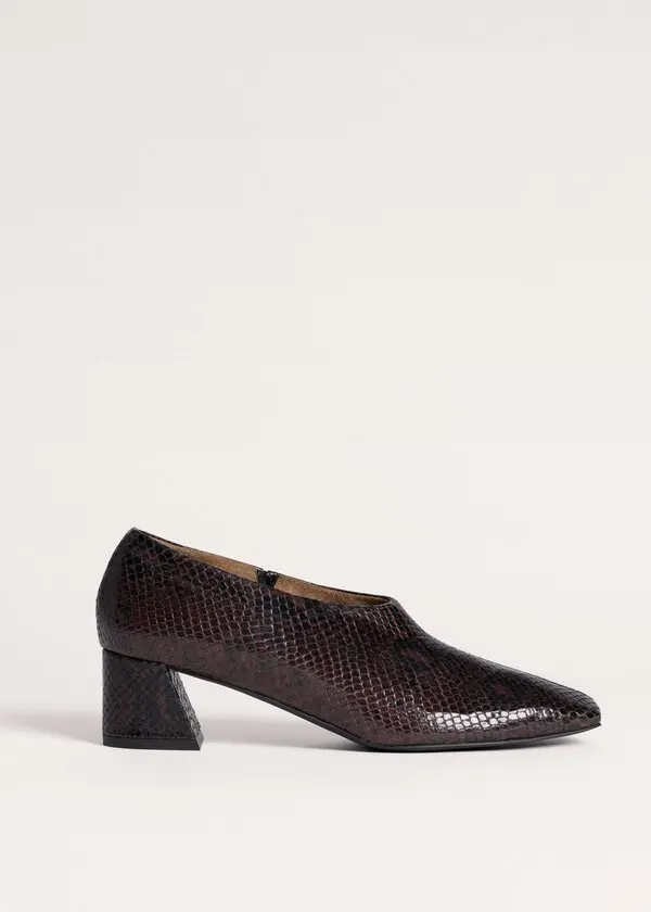 ME+EM High Fronted Block Heel Chocolate-black