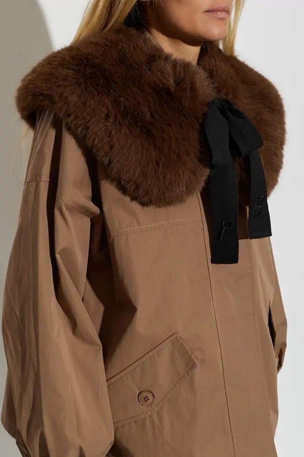 Baum Und Pferdgarten Lovina" Faux Fur Collar