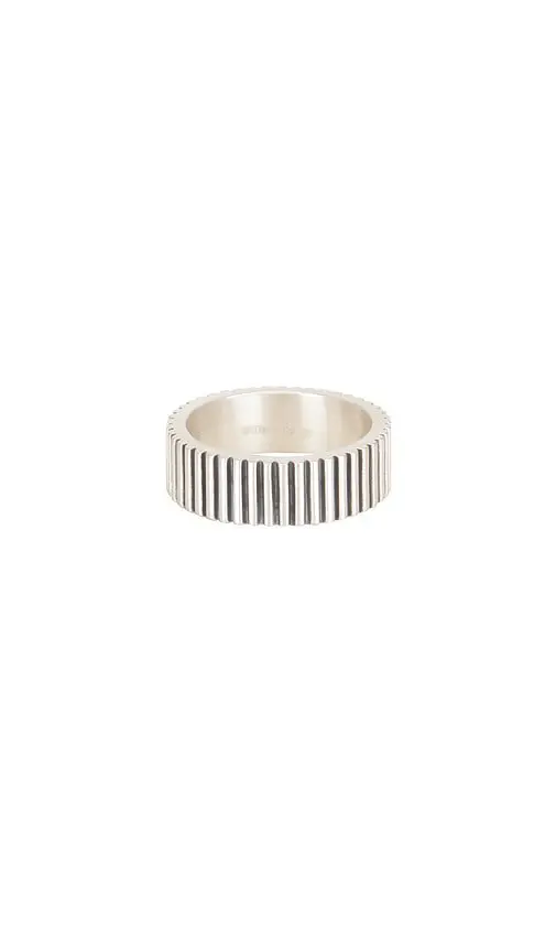 SERGE DENIMES Ridge Band Ring In Metallic - Silver