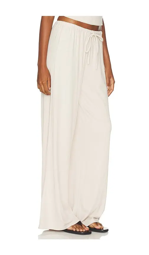 RUNAWAY THE LABEL Anji Relaxed Wide Leg Sweatpants In Neutral