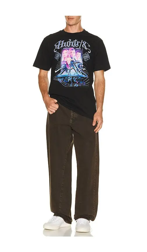 BIOWORLD Kpop Demon Hunters Huntrix World Tour Tee