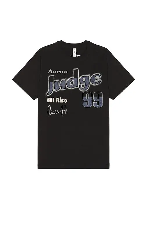 BIOWORLD Mlbpa Aaron Judge Vintage Helmet Tee